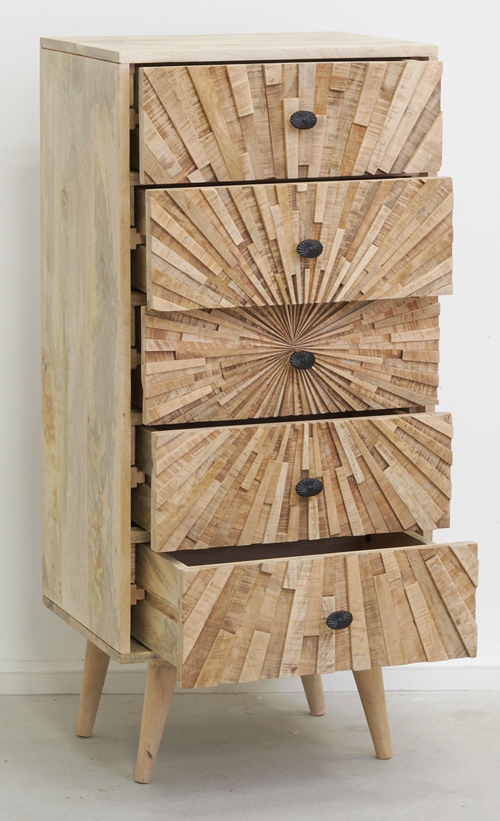 Commode haute 5 tiroirs en manguier sculpté SUNRISE - AUBRY GASPARD