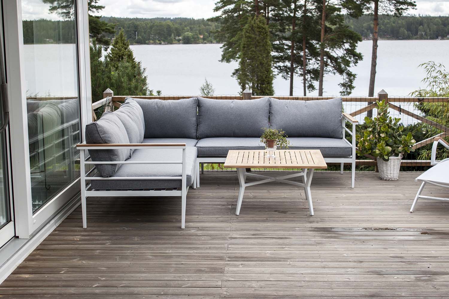 Ensemble d'extérieur canapé d'angle et table basse en alu et teck mexico