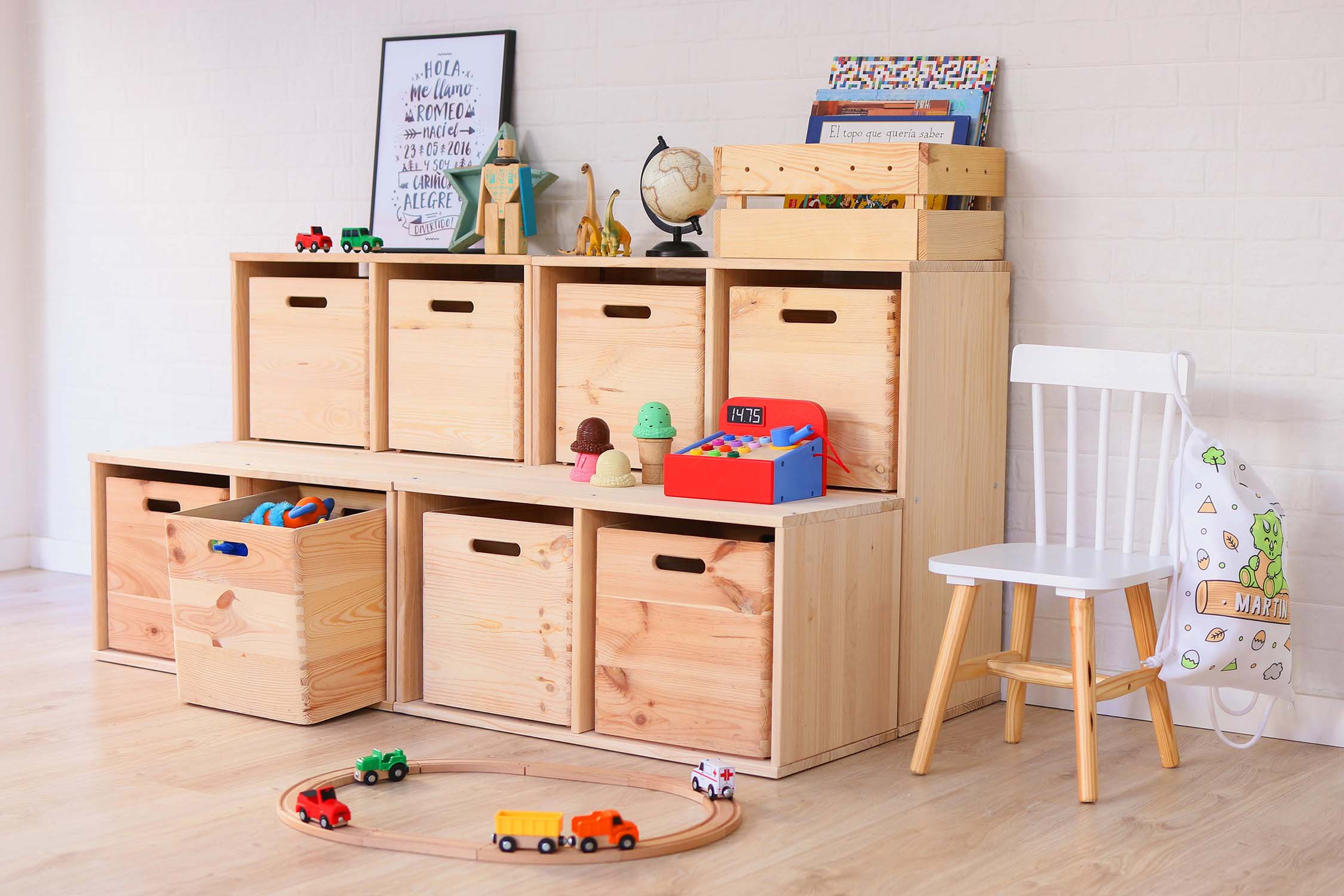 Étagère cubes en bois brut dinamic (4 cases)