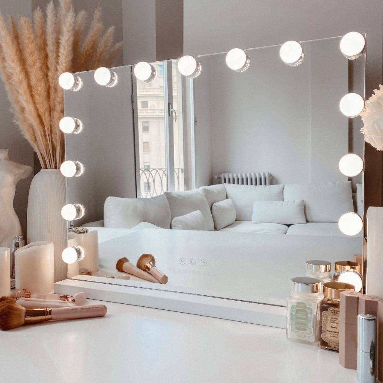 Miroir avec 15 led intégrées kim