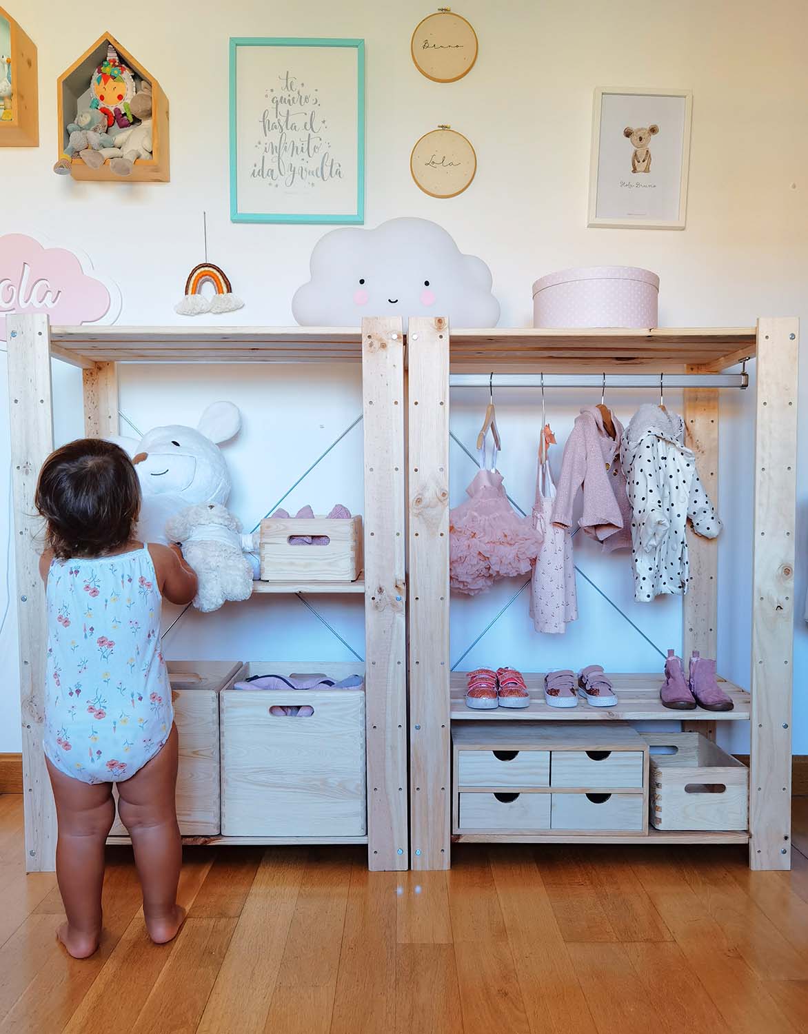 Penderie en pin massif evolution (hauteur 111 cm)