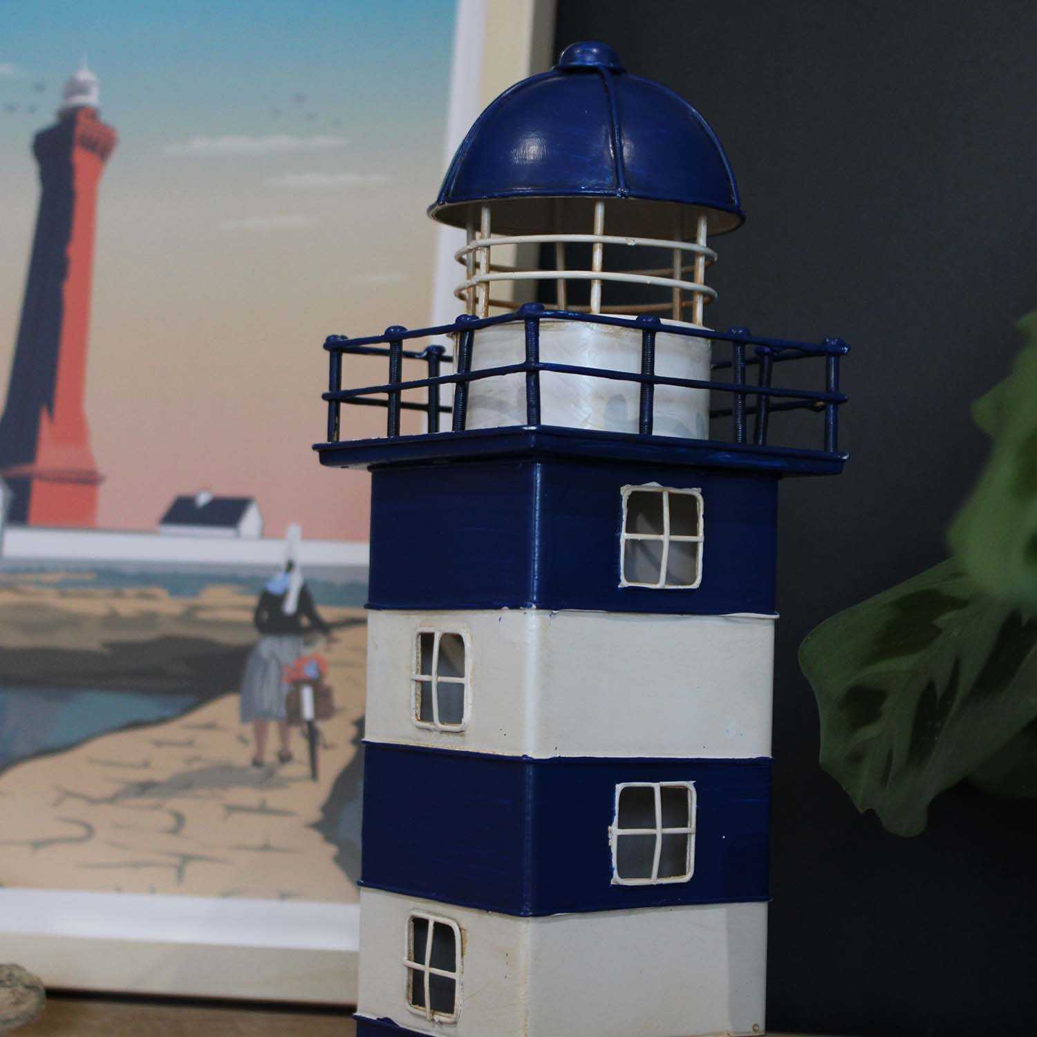 Phare en métal à led 32 cm (modèle 2)