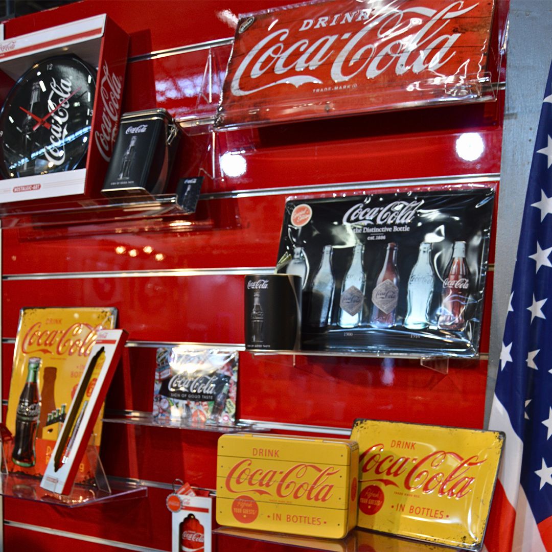 Plaque décorative en métal en relief 30 x 20 cm (coca cola logo rouge)