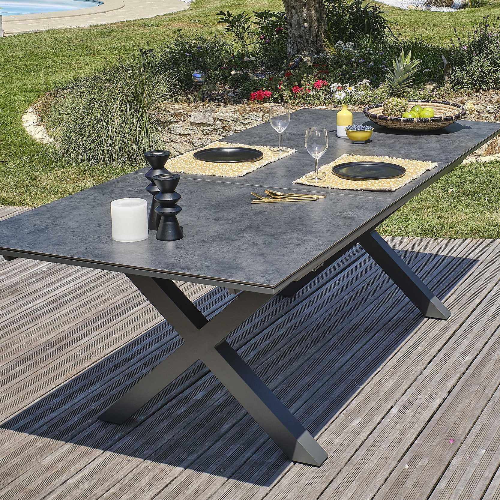 Table de jardin en aluminium et plateau en céramique avec rallonge ...
