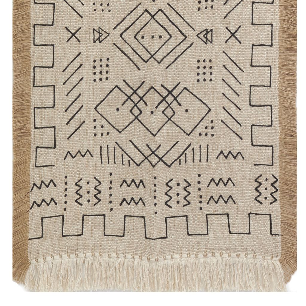 Tapis ethnique à franges en jute et coton brodé - AUBRY GASPARD