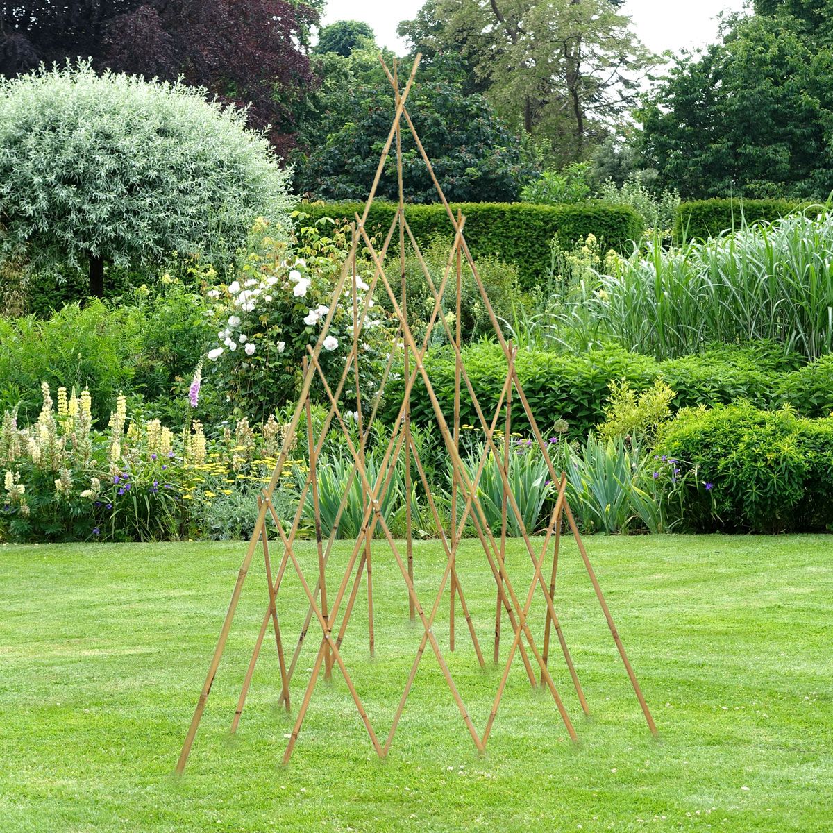 Treillis tipi en bambou