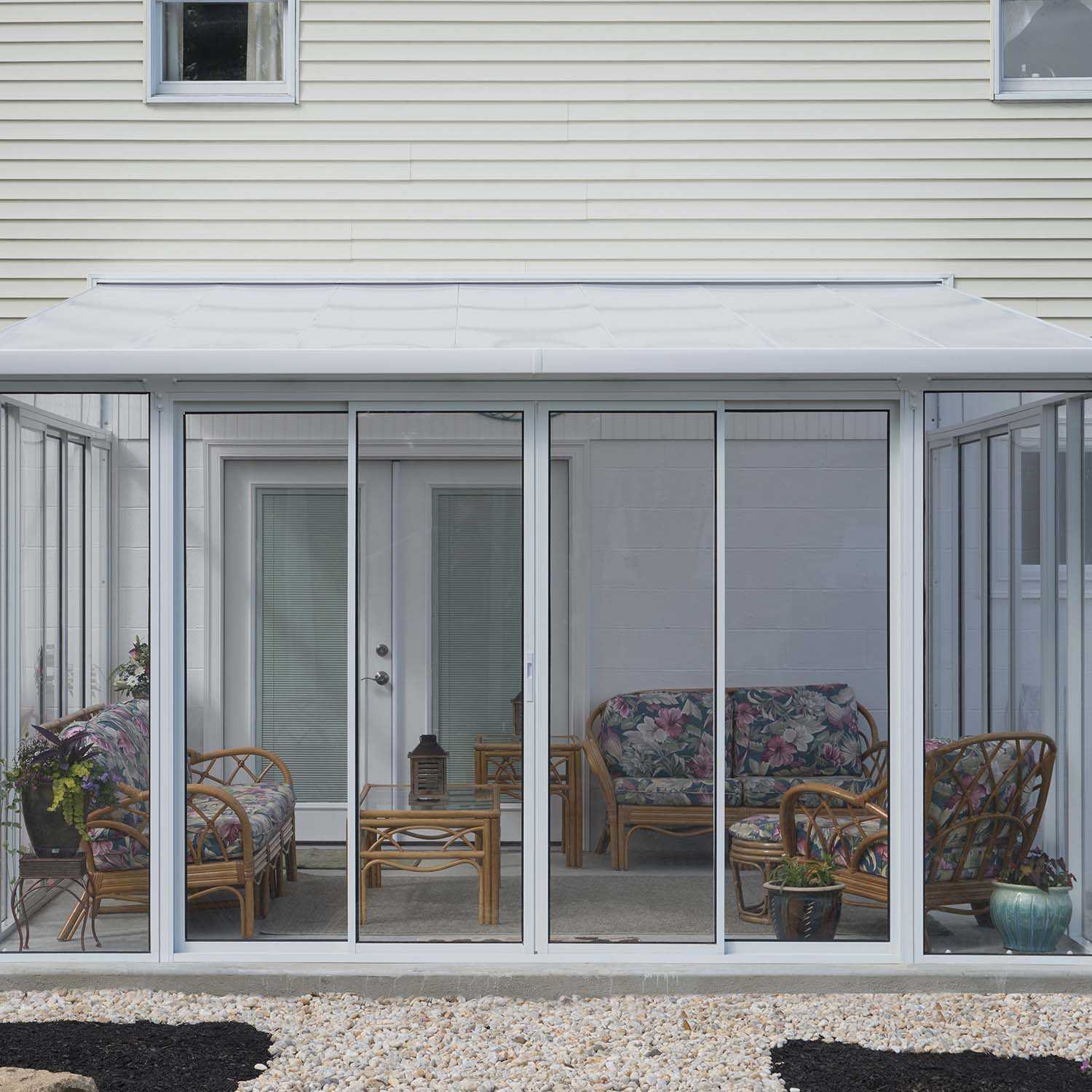 Véranda en aluminium blanc et polycarbonate sanremo (16.5m²)