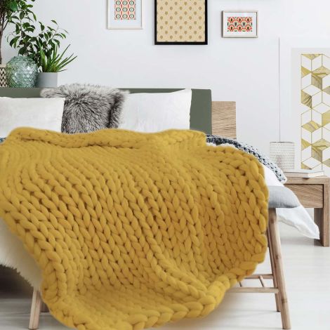 Plaids doux à petit prix : notre sélection canon